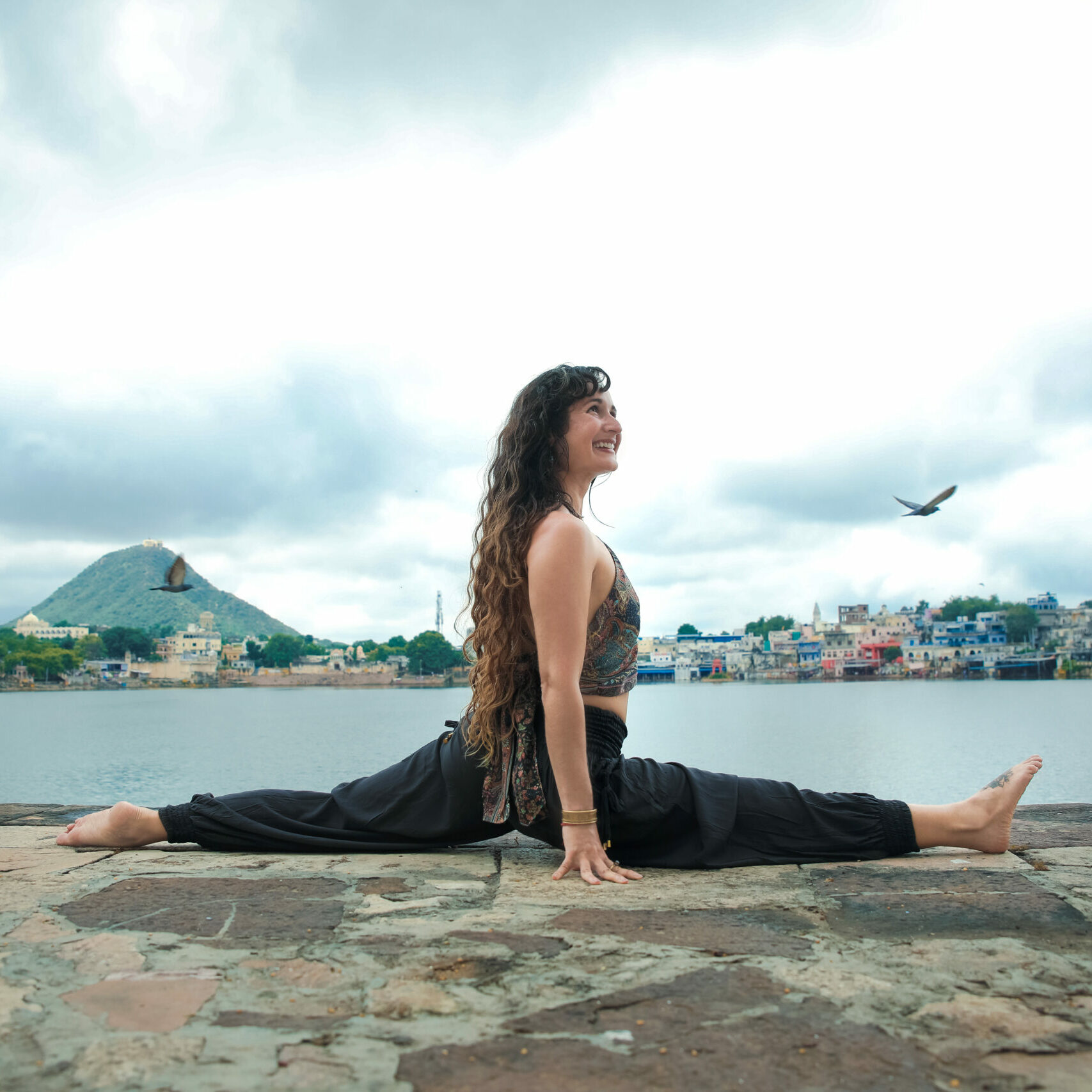Andrea Acuña Zoch - Yoga Trade
